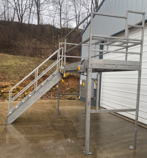 CUSTOM STAINLESS Worker Platform | M&M Equipment Corp