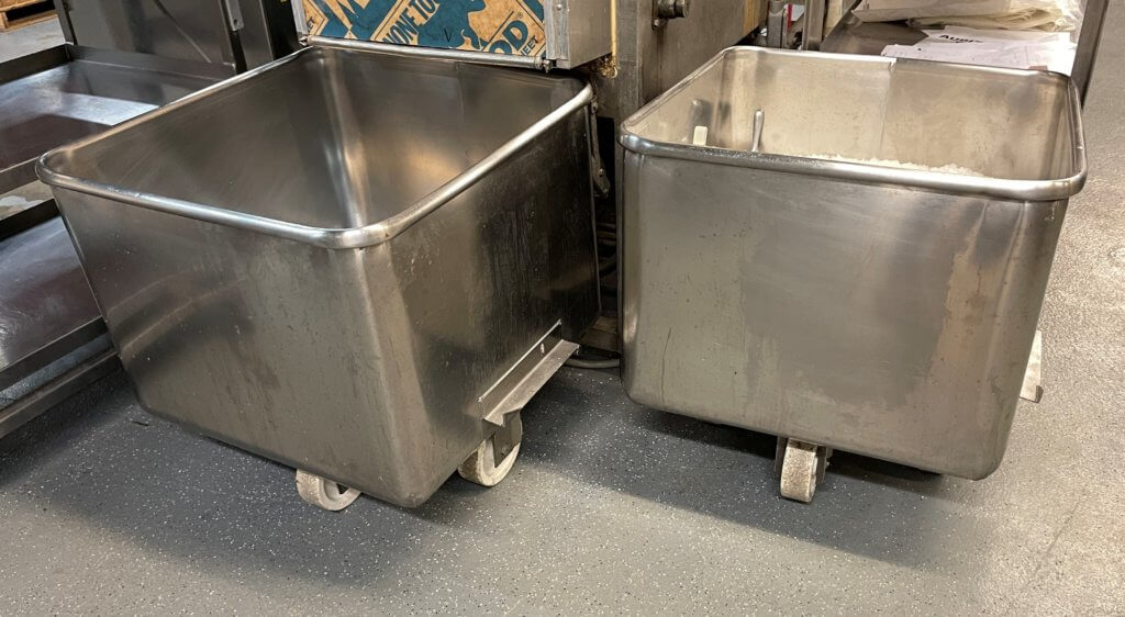 HANTOVER 400 LBS Meat Trucks | M&M Equipment Corp