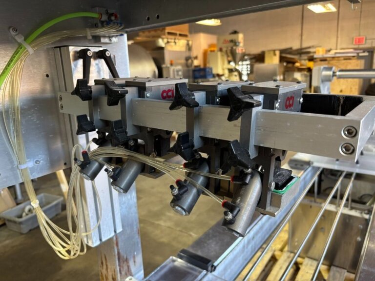 VC999 RS 420 Rollstock Packaging Machine | M&M Equipment Corp