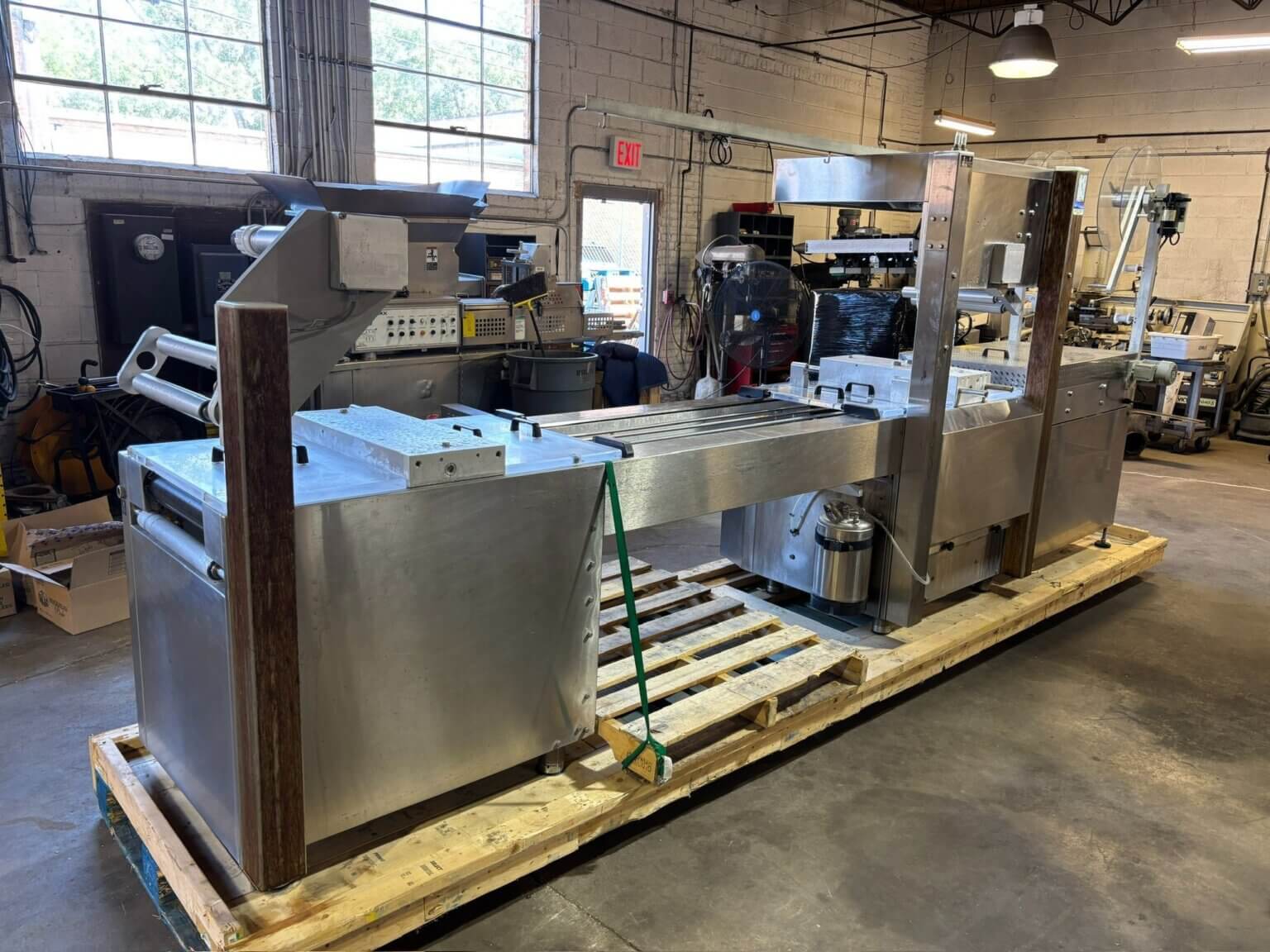VC999 RS 420 Rollstock Packaging Machine | M&M Equipment Corp