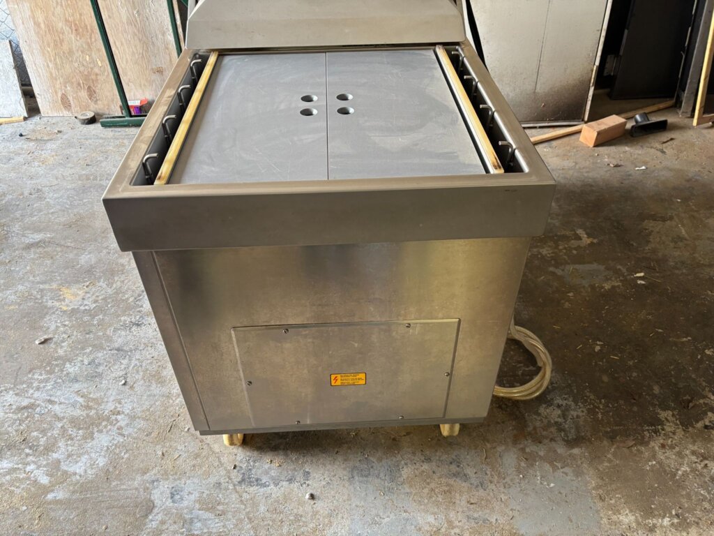 KOCH ED 120 Vacuum Packaging Chamber | M&M Equipment Corp