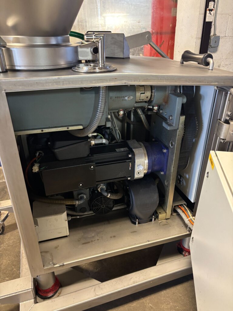 Vemag HP 25E Vacuum Stuffer | M&M Equipment Corp